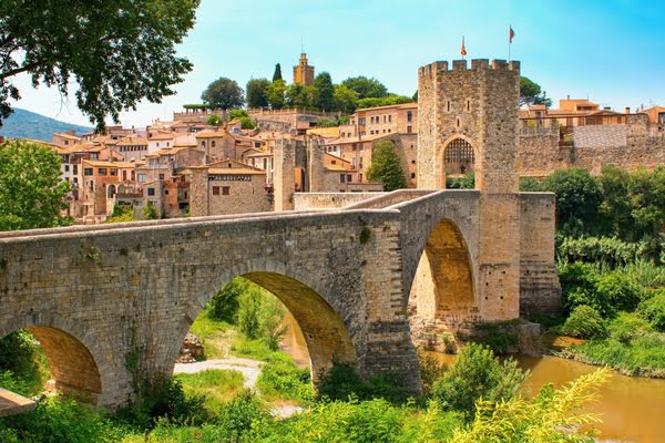 Qué ver en Besalú en 2 días: el pueblo medieval de Girona